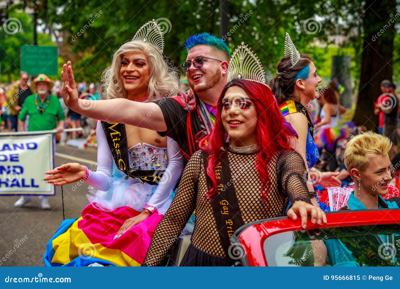 Portland Pride Parade 2017 imagen editorial. Imagen de horizontal ...