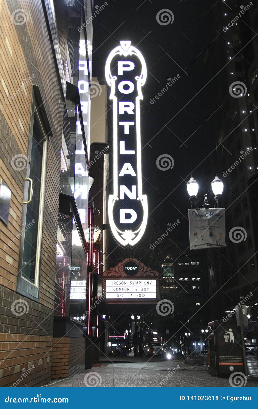 Portland Sign in Downtown Portland, Oregon. Editorial Stock Photo ...