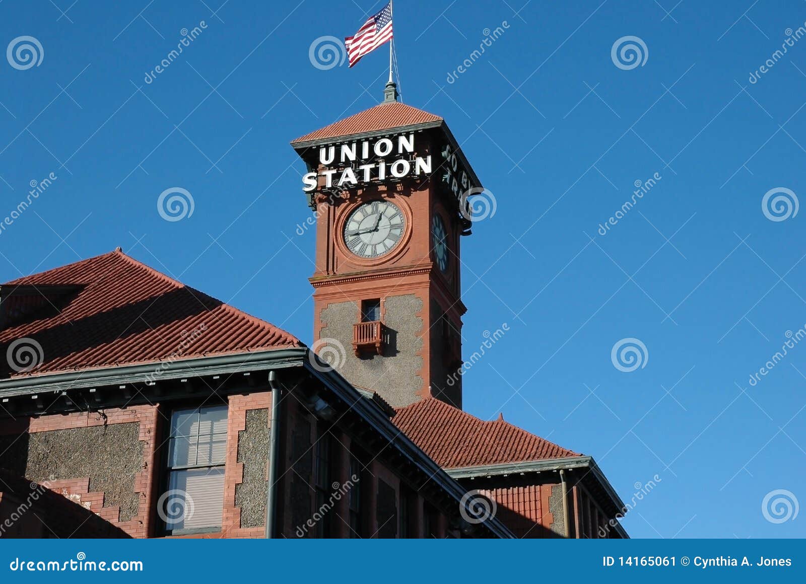 Portland Union Train Station Stock Image - Image of historic, tower ...