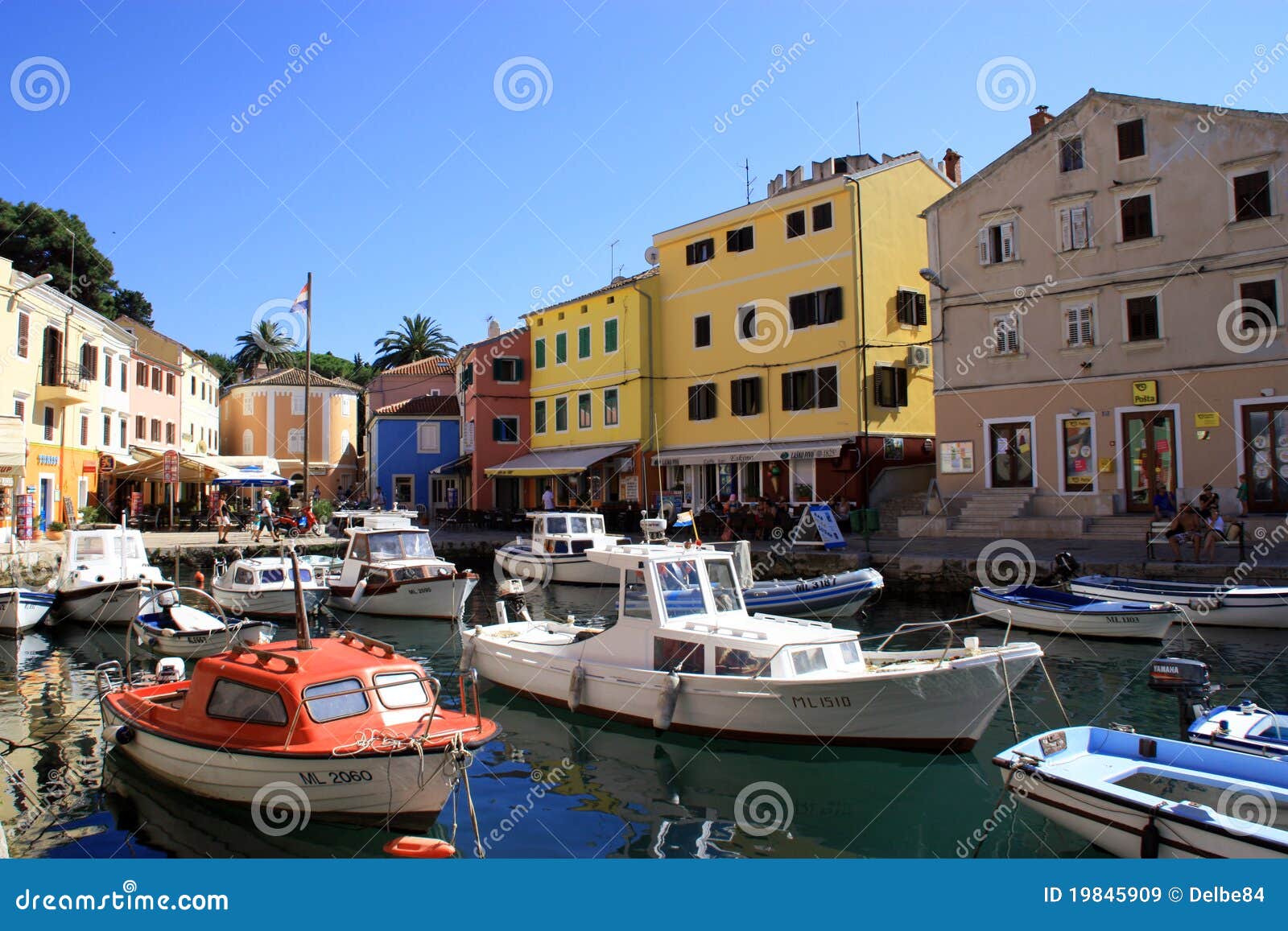 Colorful Harbor editorial stock image. Image of water - 19845909