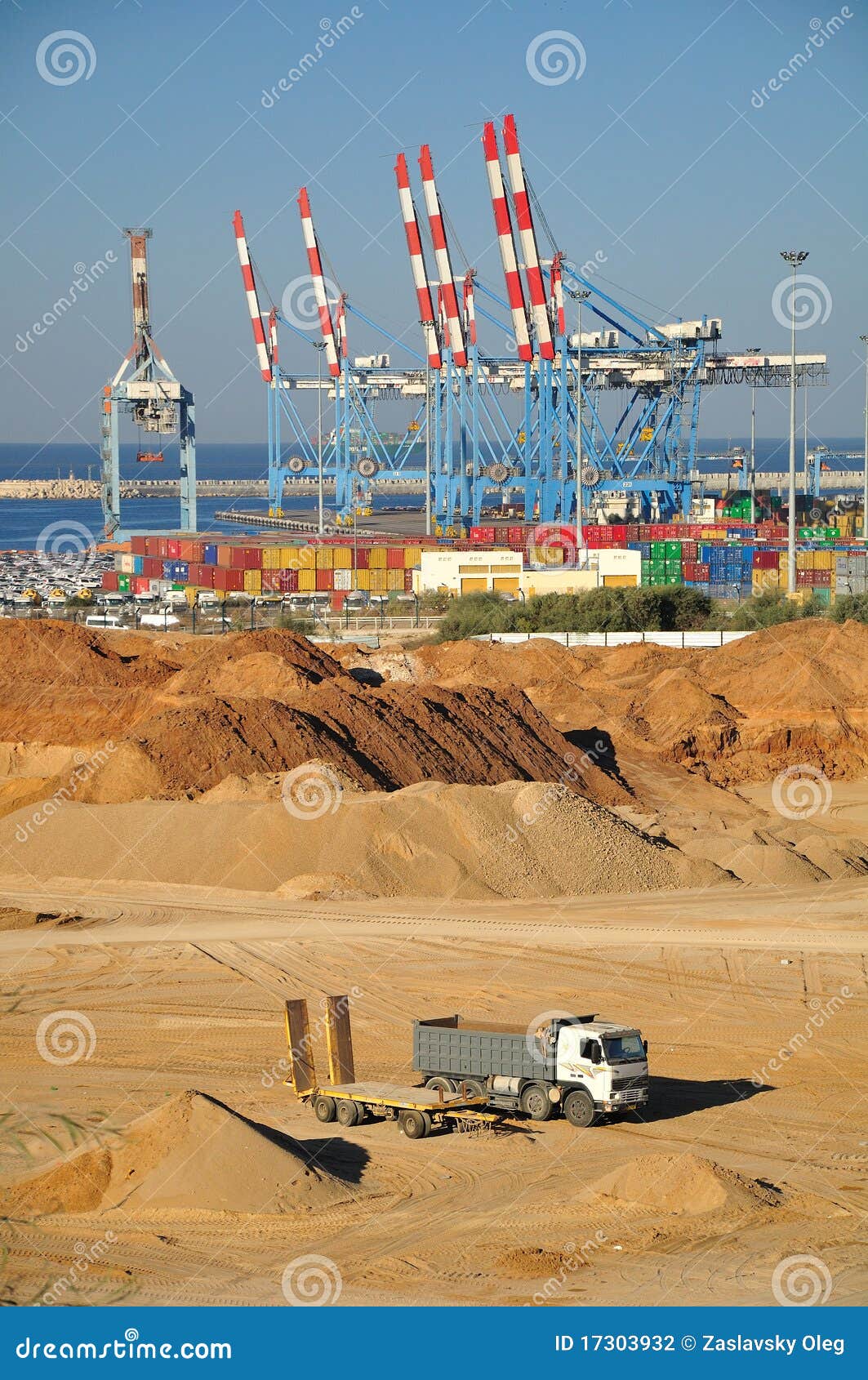 Porto Marittimo Di Ashdod. L'Israele. Fotografia Stock - Immagine di ...