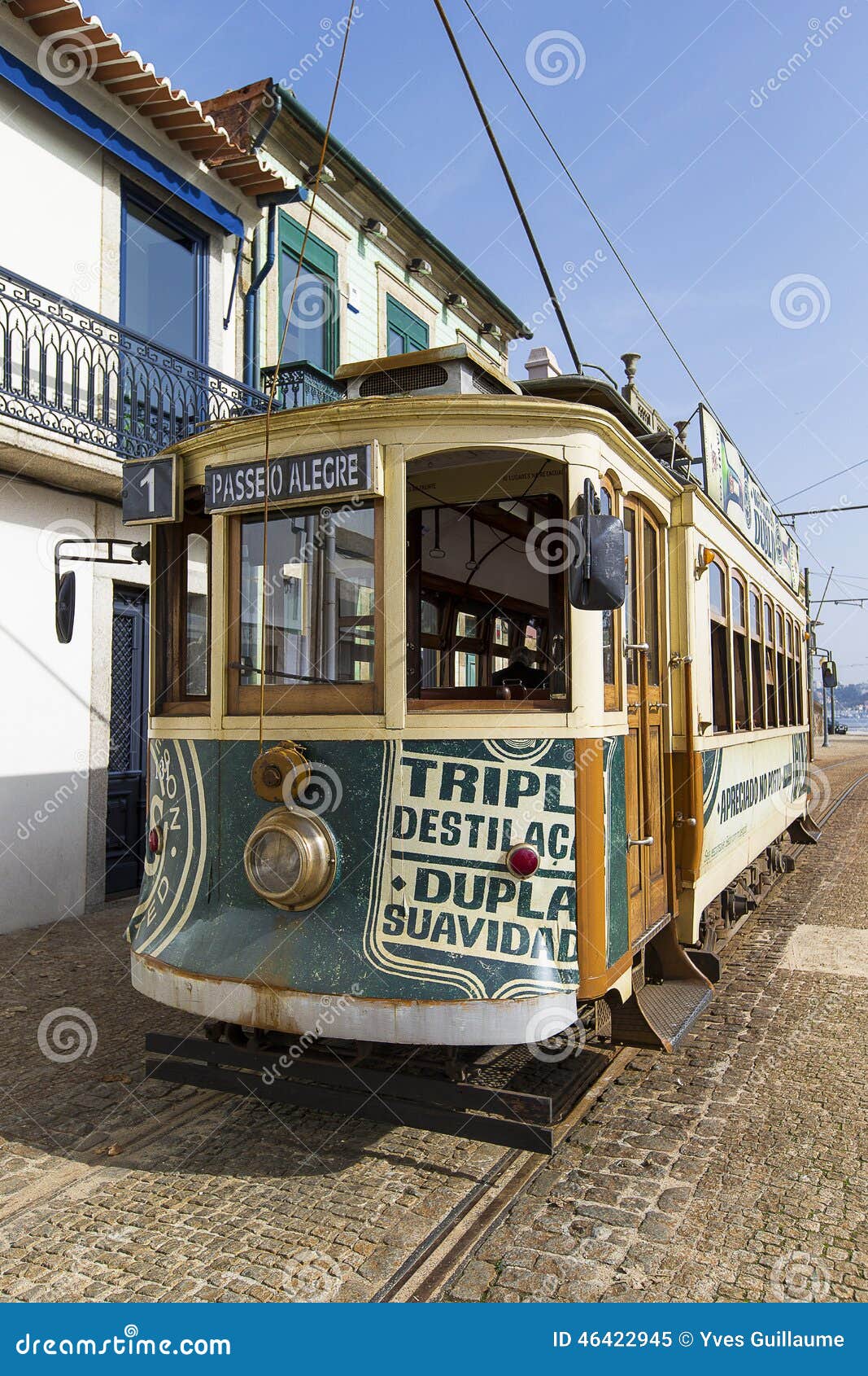 Street tram in Porto city editorial image. Image of travel - 46422945