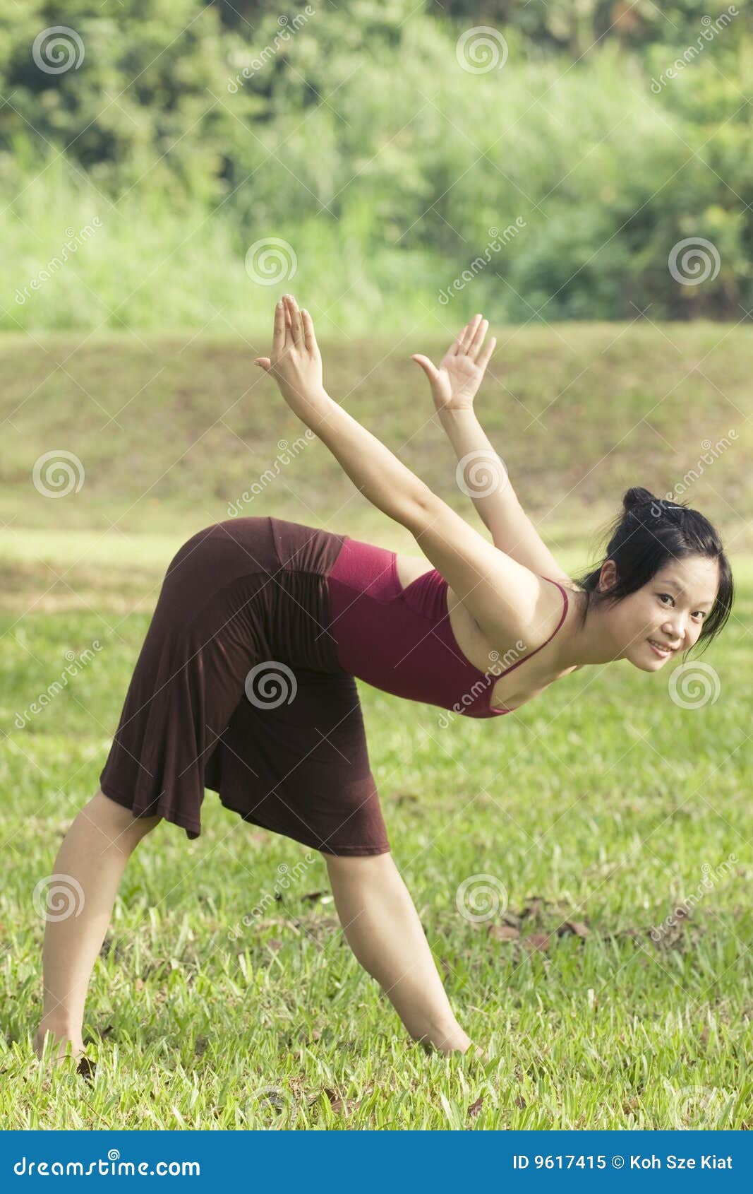 Portrait Of Asian Ballet Dancer Outdoor Stock Image Image Of Ballet Pose 9617415