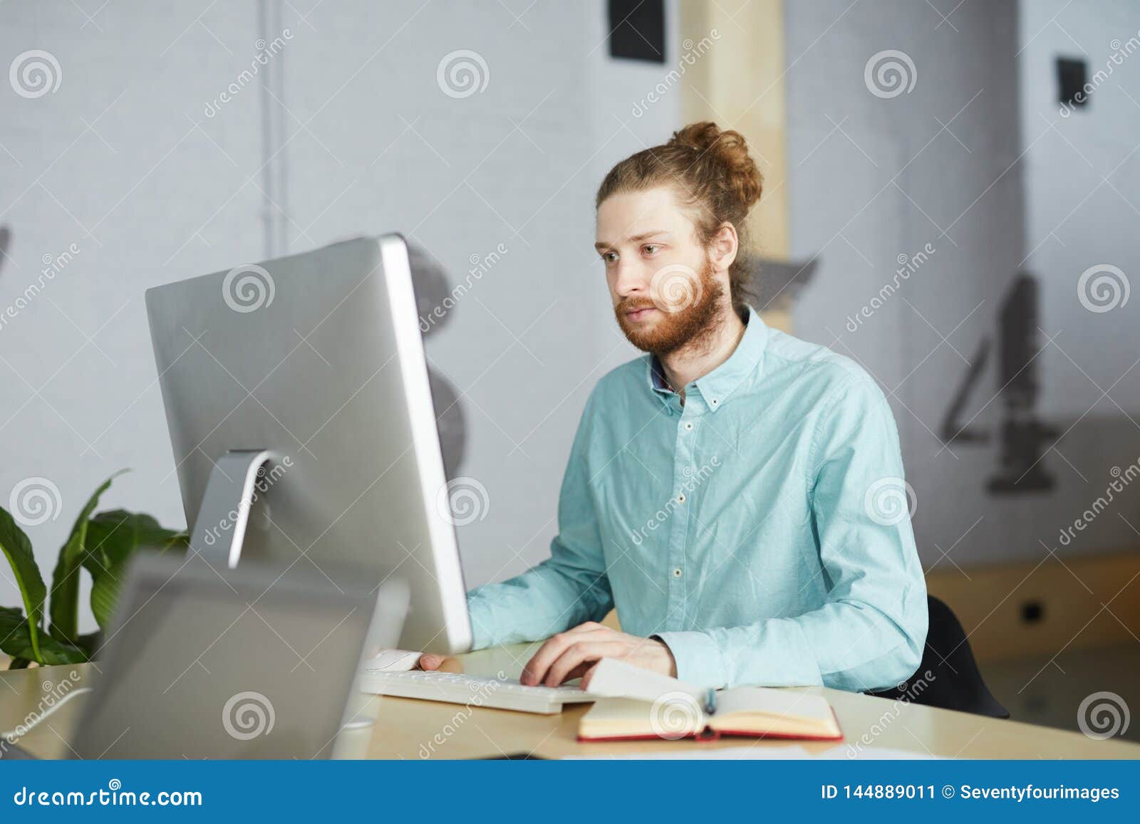 It Specialist stock image. Image of code, beard, studio - 144889011