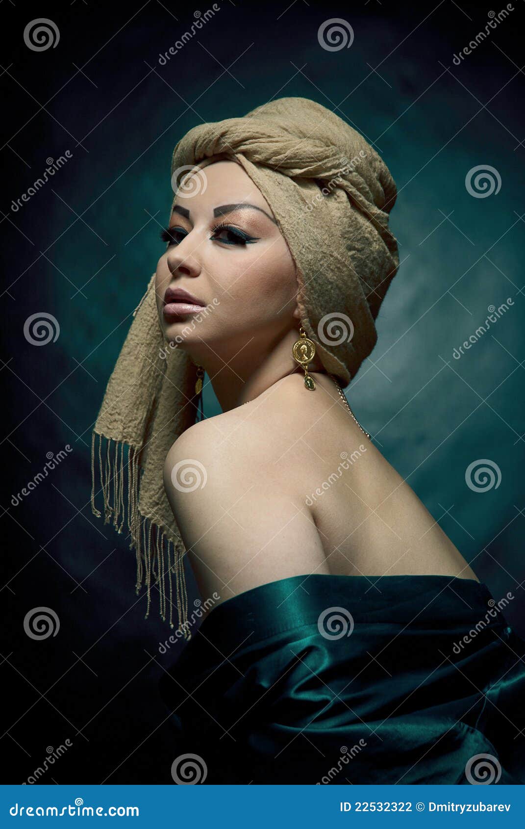 Portrait of a Beautiful Arabic Girl Stock Photo - Image of middle ...