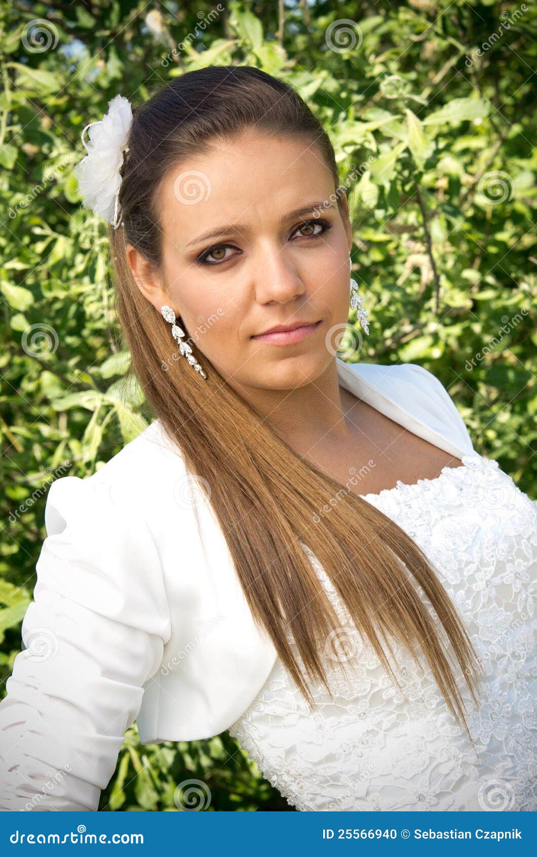 Portrait of Beautiful Bride Stock Photo - Image of decoration, serene ...