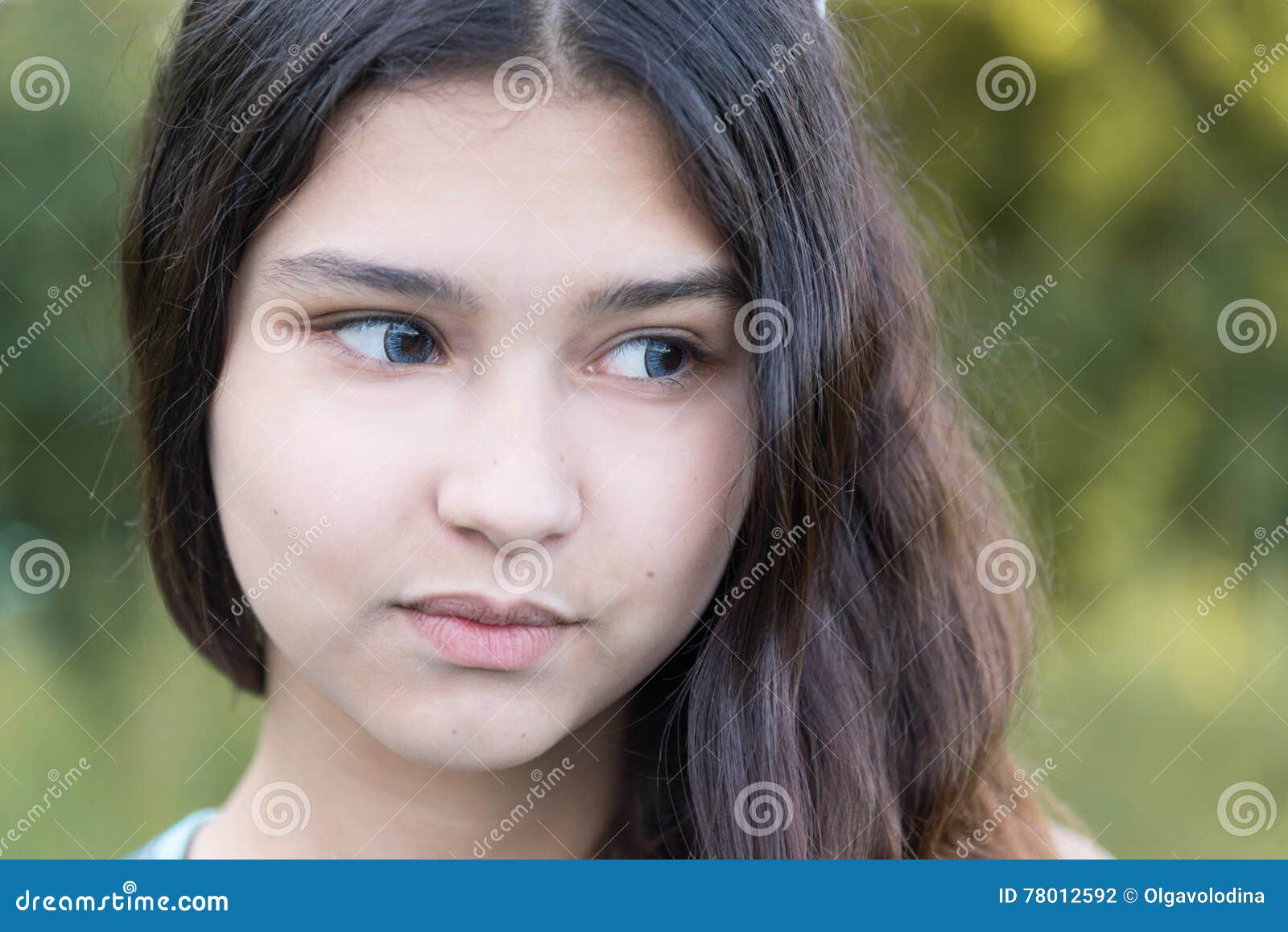 Portrait of Beautiful Girl Looking To the Side Stock Photo - Image of ...