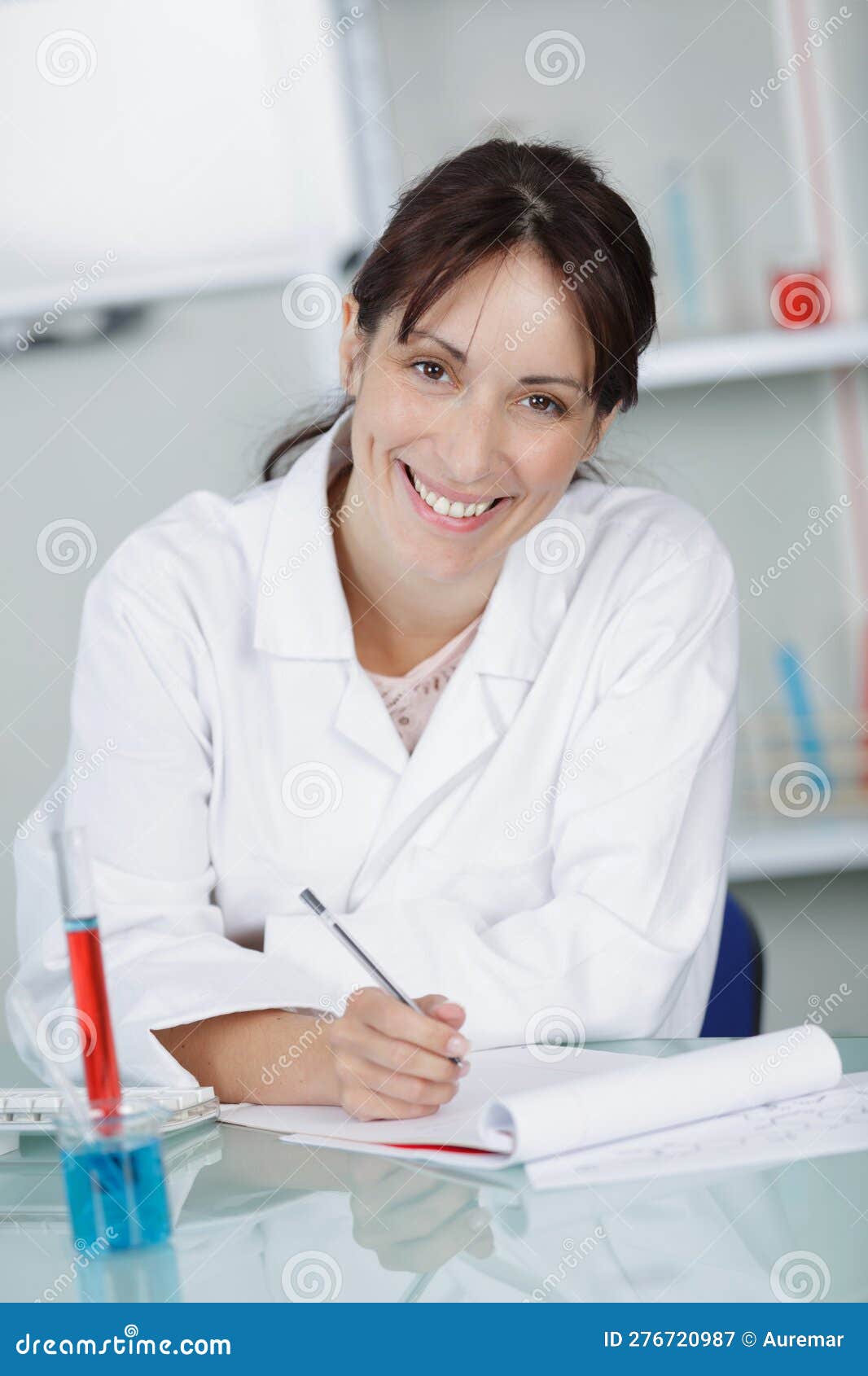 Portrait Beautiful Lab Worker Stock Image - Image of scientific, liquid ...