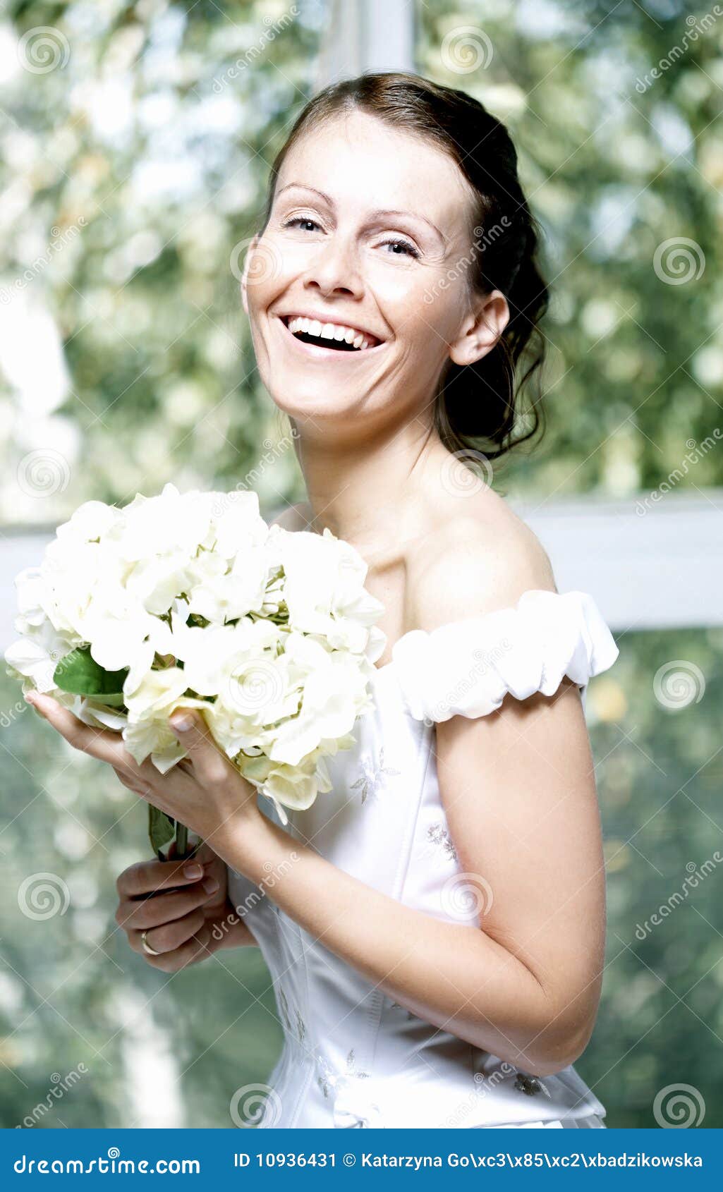 Portrait of the Beautiful Smiling Bride Stock Image - Image of dress ...