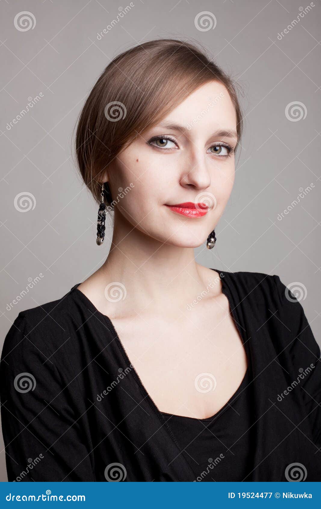 Portrait of Beautiful Woman Stock Image - Image of hand, healthy: 19524477