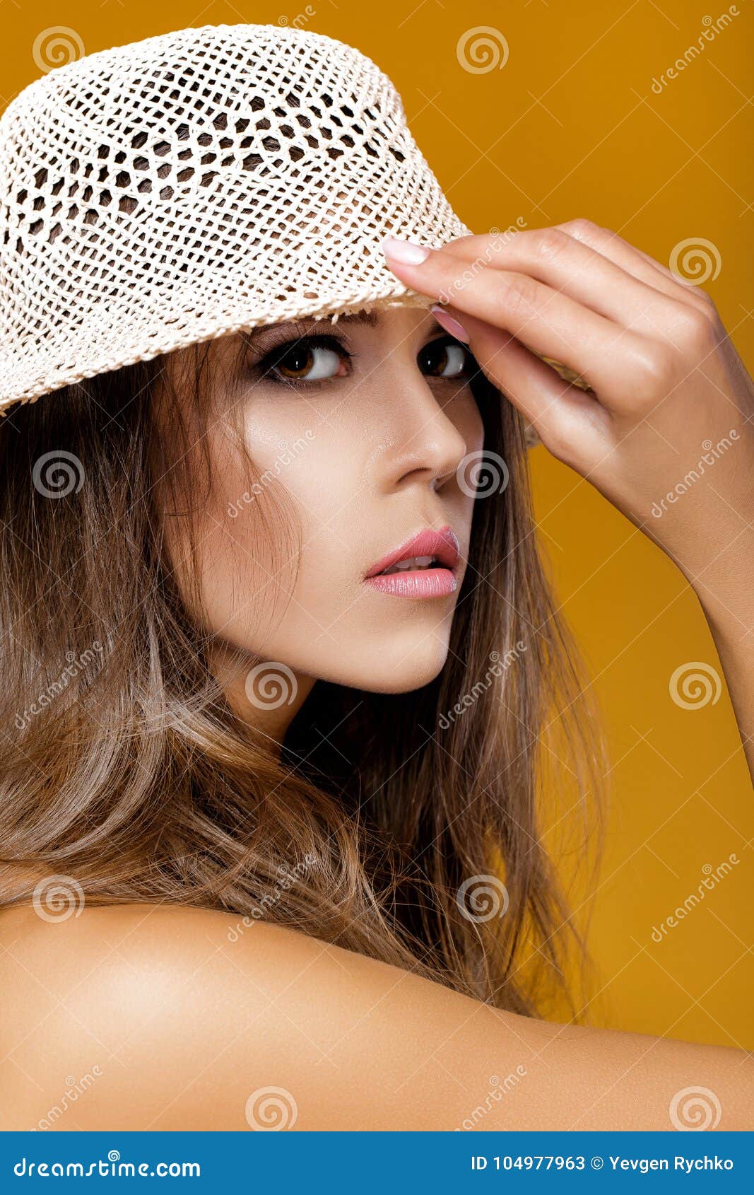 Beautiful Woman In Straw Hat Stock Image Image Of Makeup Attractive