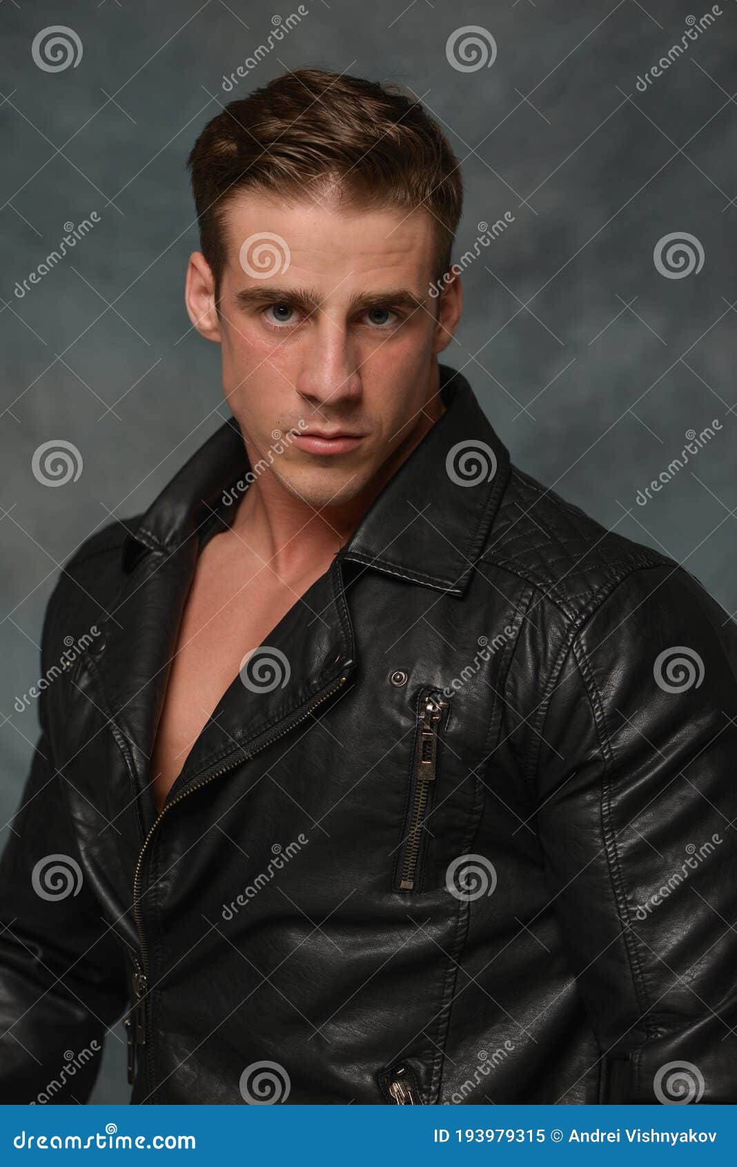 Portrait of bodybuilder stock image. Image of cute, cool - 193979315