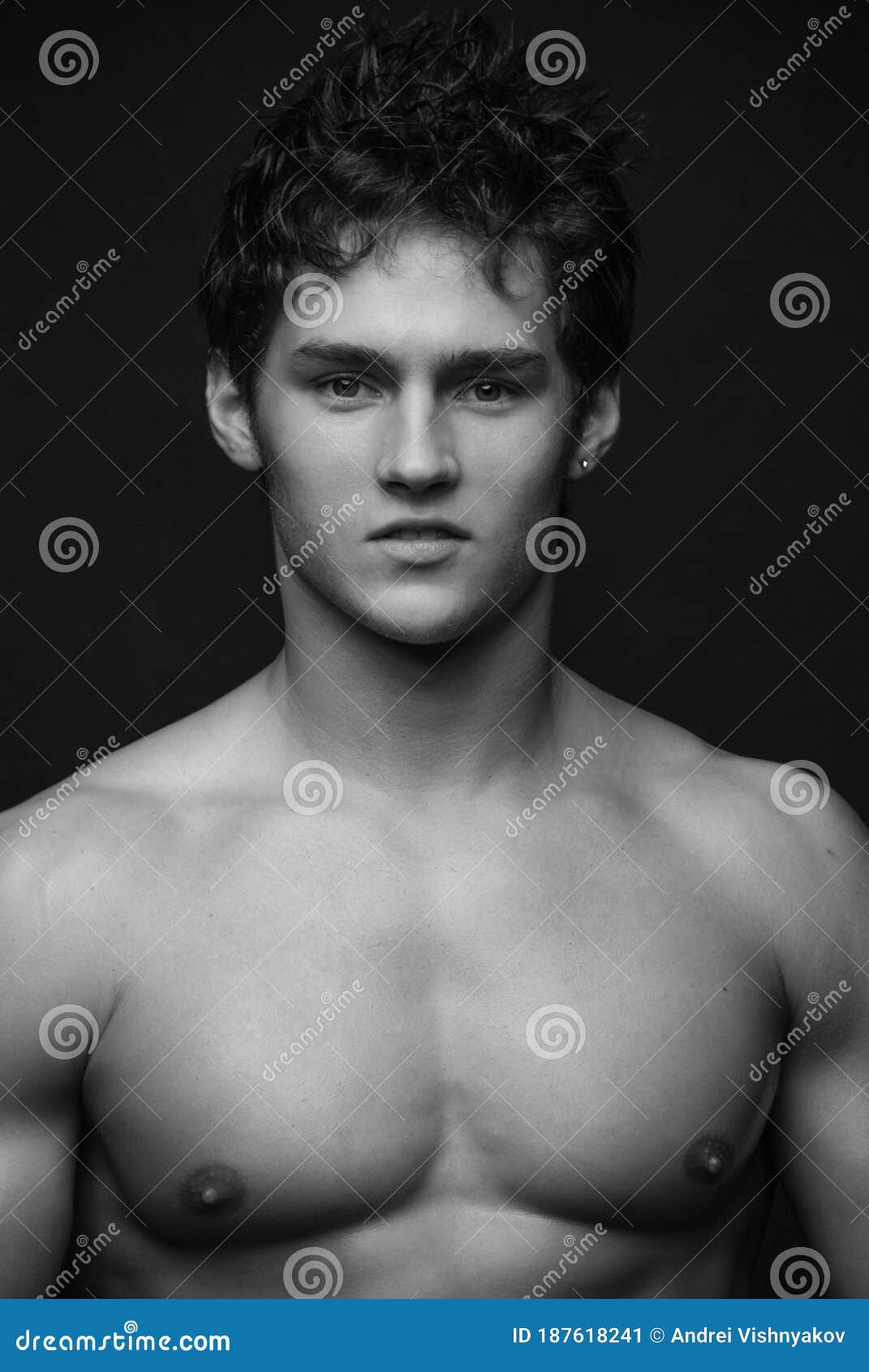 Portrait of bodybuilder stock image. Image of fresh - 187618241
