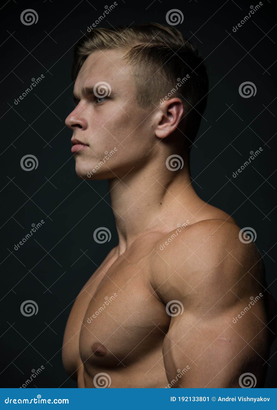 Portrait of bodybuilder stock image. Image of sport - 192133801
