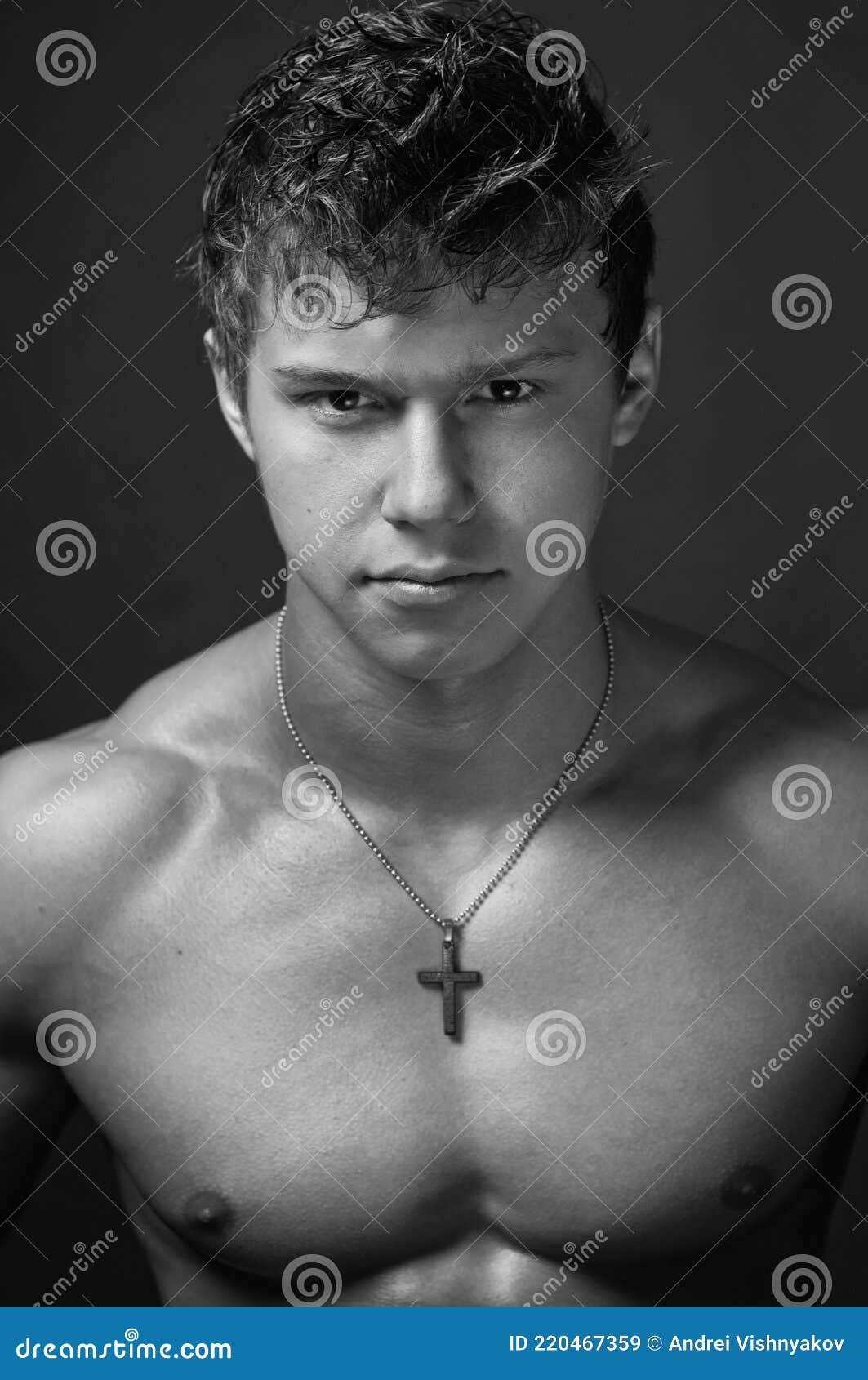 Portrait of bodybuilder stock image. Image of cool, sport - 220467359