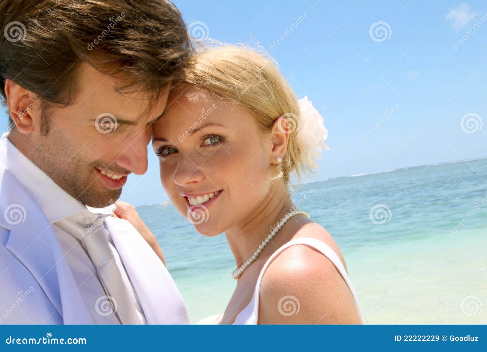 Portrait of Bride and Groom Stock Image - Image of ocean, outdoors ...