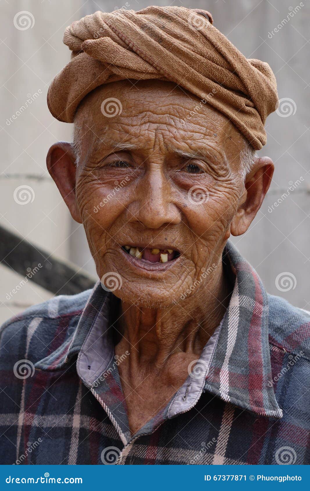 Portrait of Burmese Old Man Editorial Photo - Image of days, monsoon ...