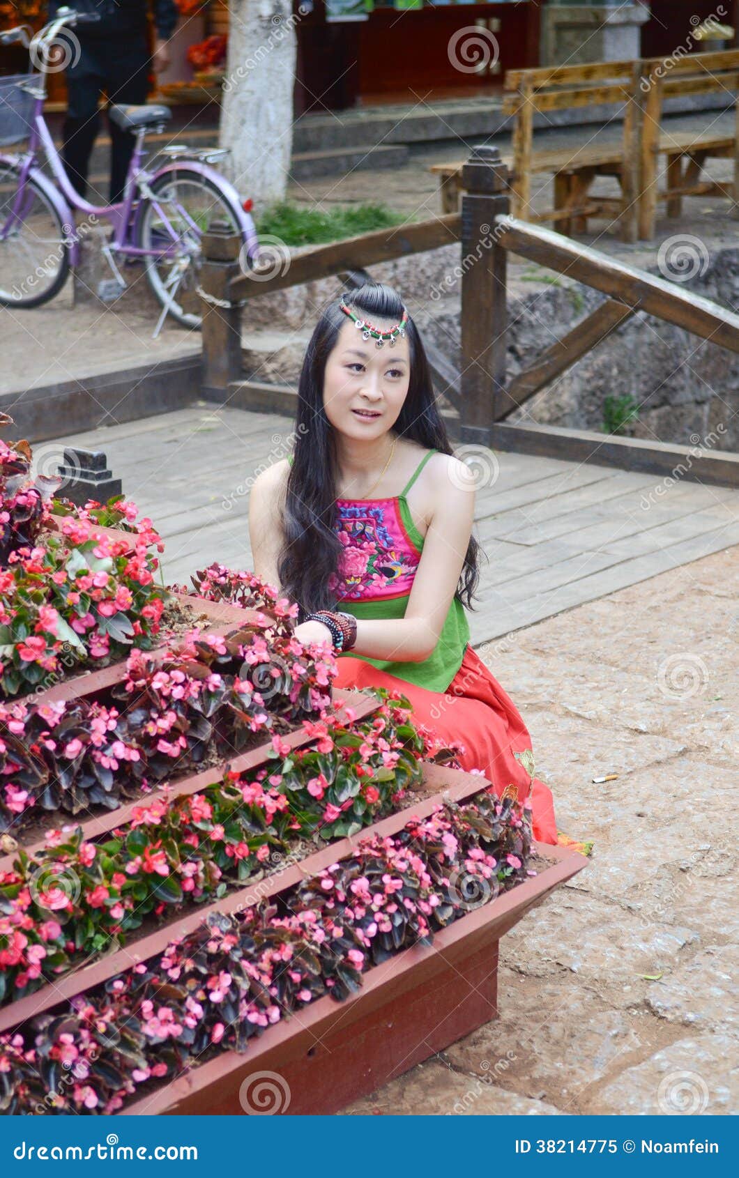 Portrait of a Chinese Woman Editorial Image - Image of destination ...