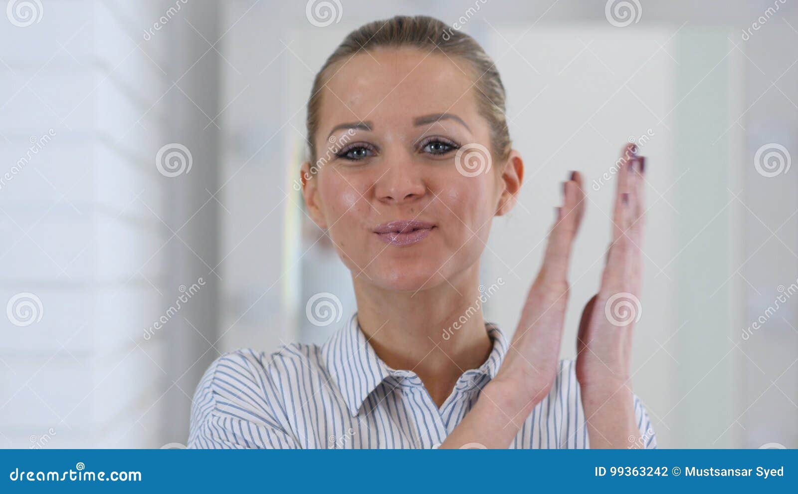 Portrait of Clapping Woman, Applauding Stock Photo - Image of portrait ...
