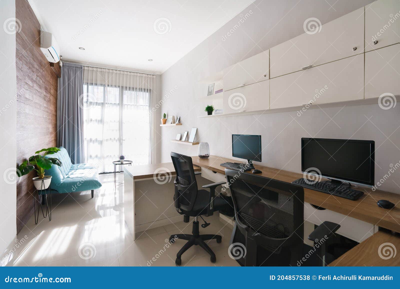 Portrait Clean Comfortable and Tidy Modern Office Space Stock Photo ...
