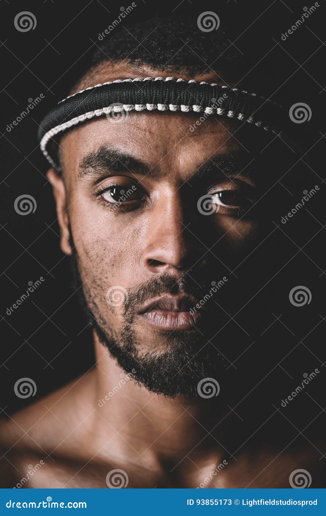 Portrait of Confident Muay Thai Fighter with Mongkhon on Head Stock ...