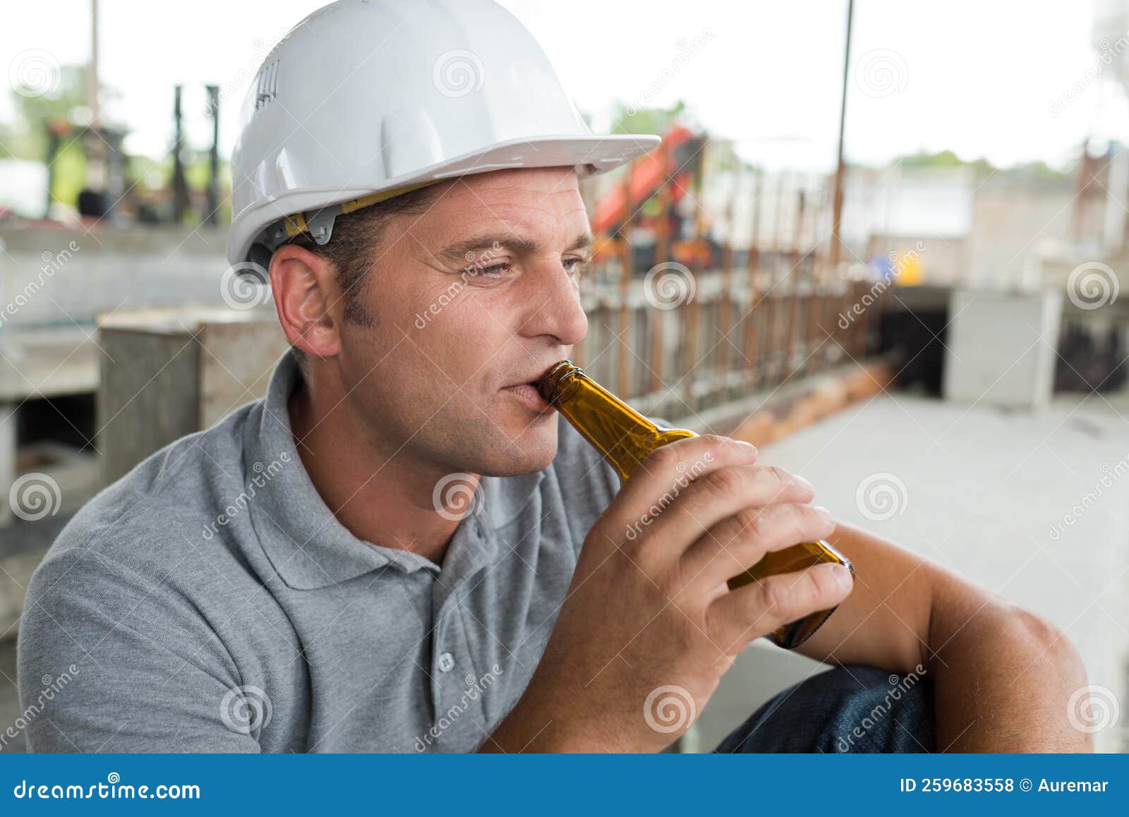 Portrait Construction Mason Worker Drinking Beer Stock Photo - Image of ...