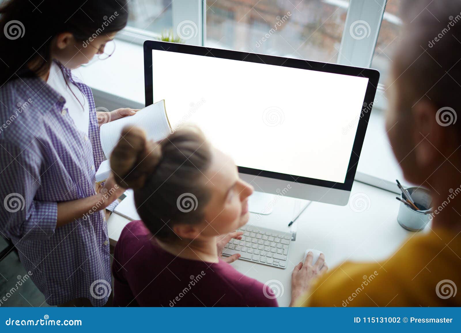Using computer for work stock photo. Image of businesswoman - 115131002