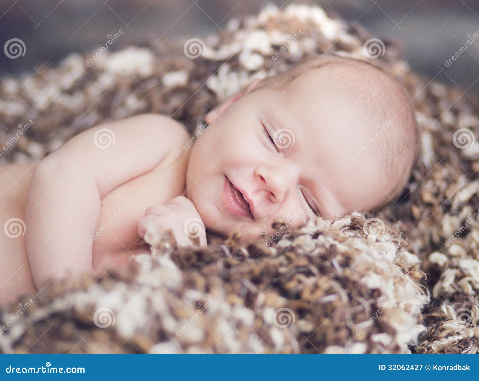 Portrait of Cute Smiling Baby Stock Image - Image of face, child: 32062427 Portrait of Cute Smiling Baby Stock Image - Image of face, child: 32062427