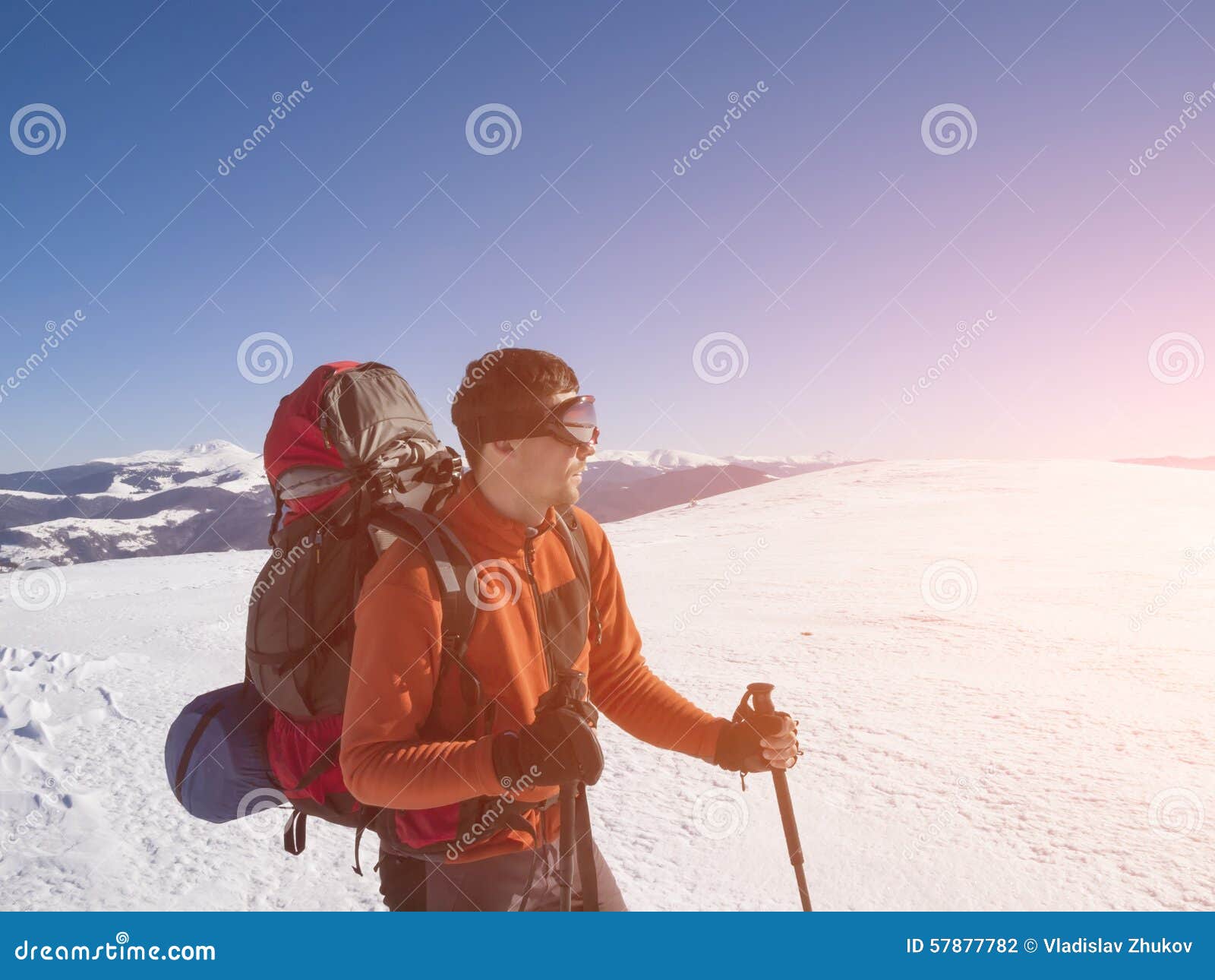 Portrait d'un alpiniste photo stock. Image du accomplissement - 57877782