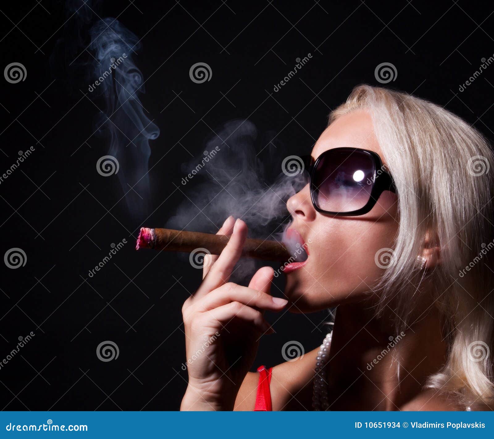 Portrait of Elegant Smoking Woman Stock Photo - Image of lady, elegant ...