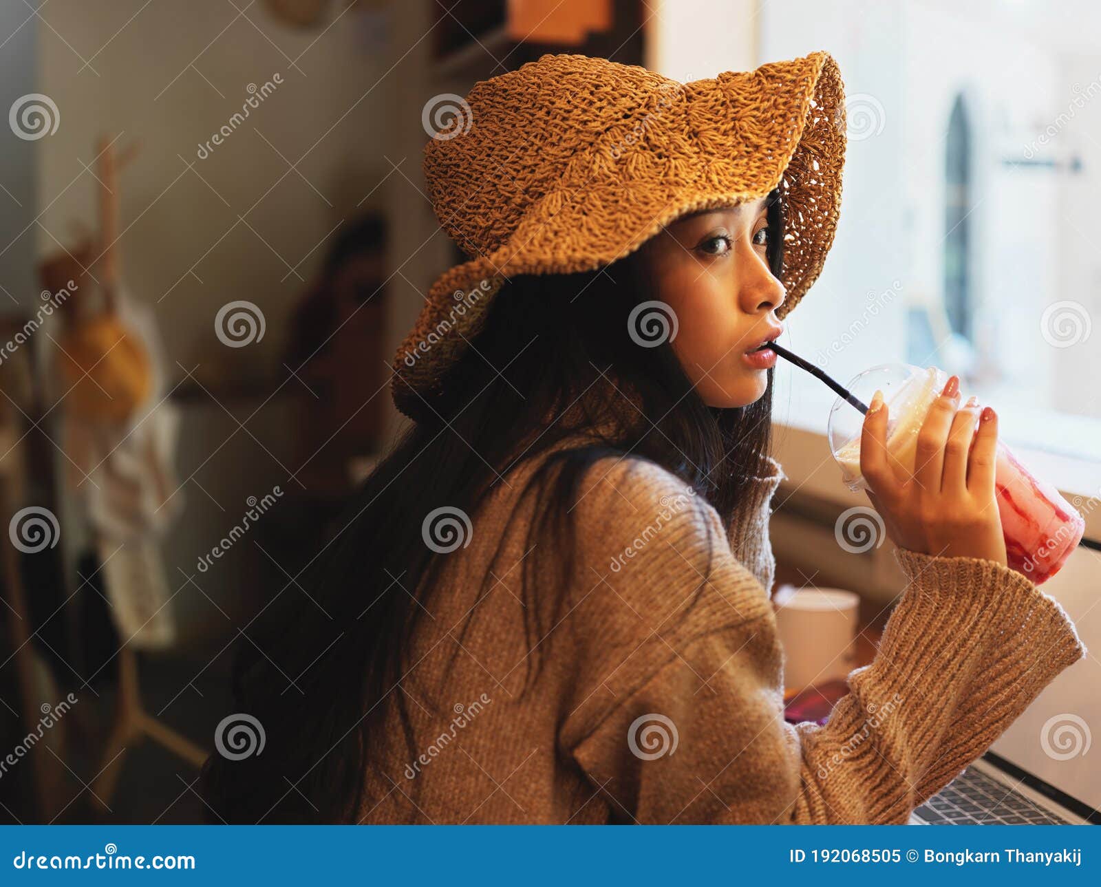 Portrait of Female College Student Drinking Smoothie, Resting in Cafe ...