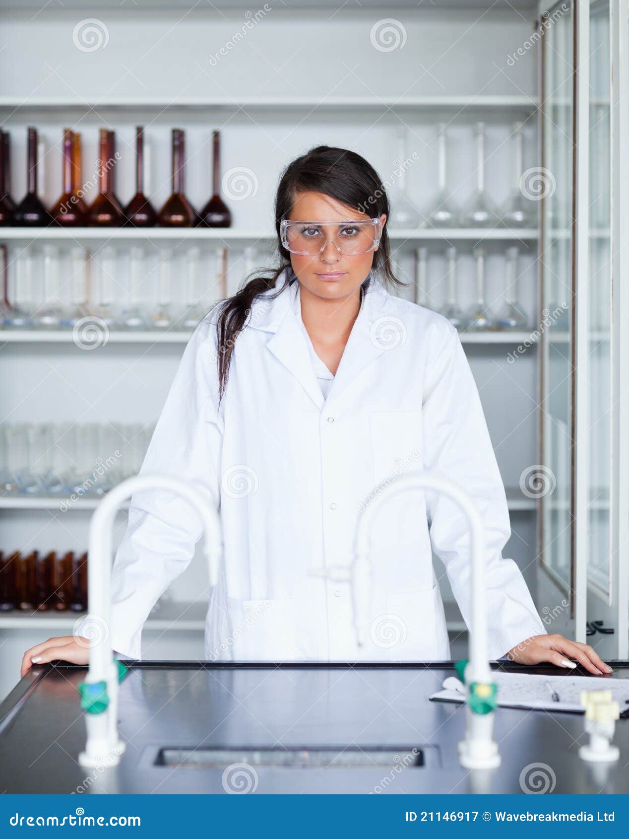 Portrait of a Female Scientist Posing Stock Image - Image of occupation ...