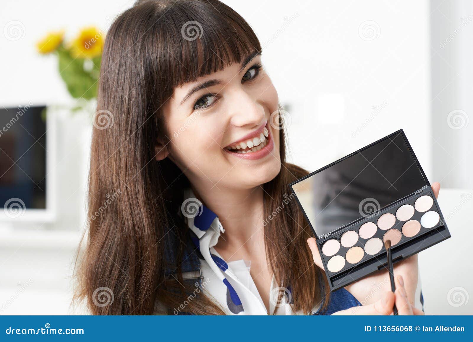 Female Vlogger Presenting Make Up Tutorial Video Stock Photo - Image of ...