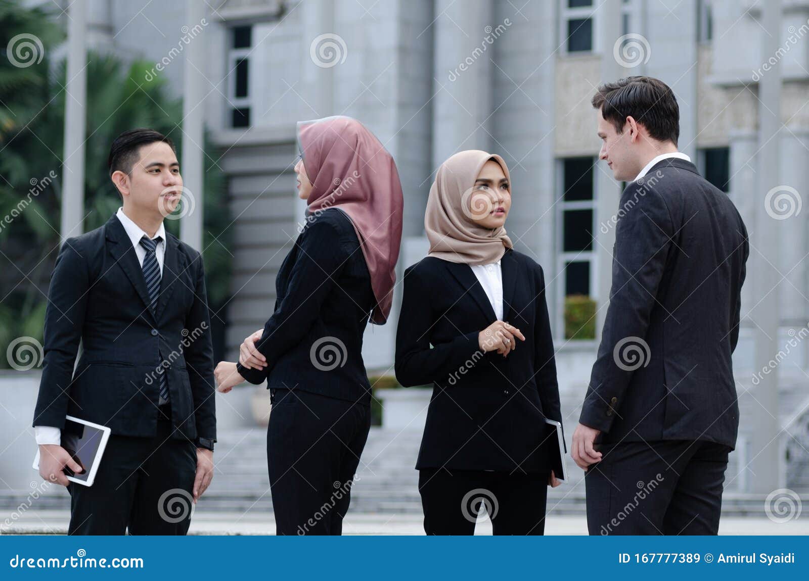 Group of Young Executive, Dressed in Formal Standing with Happy Face ...