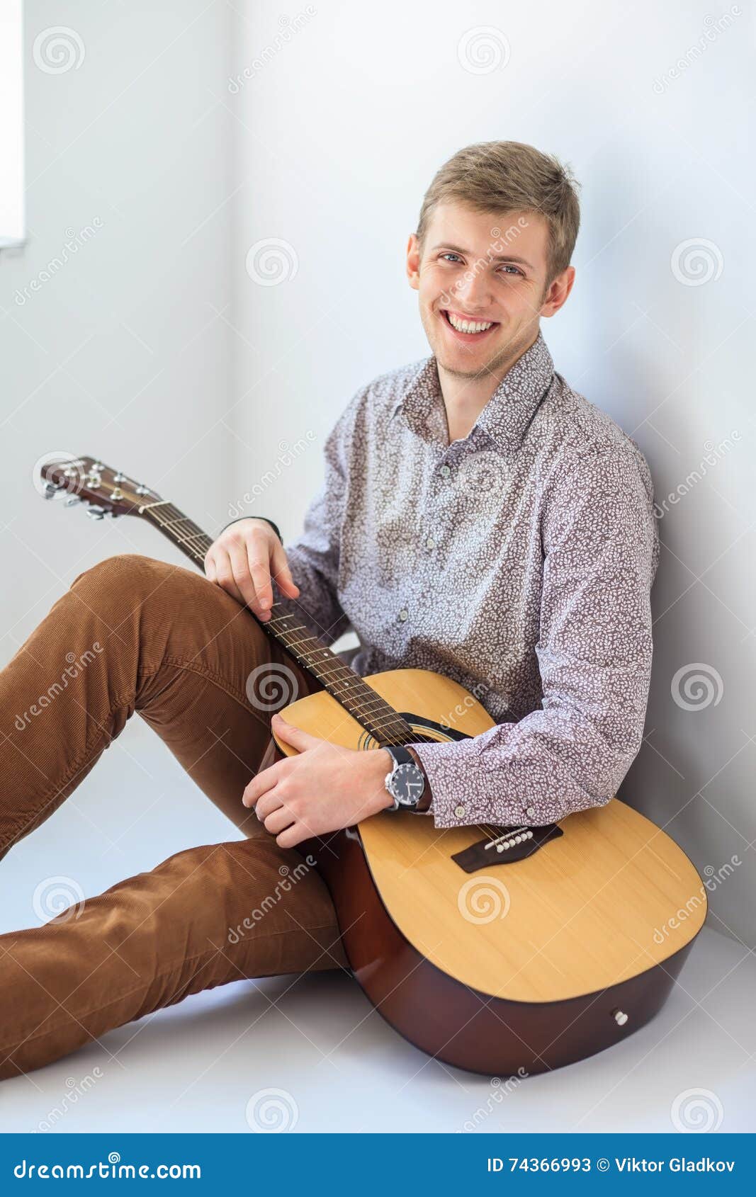 Portrait of Handsome Smiling Man with Guitar Stock Image - Image of ... Portrait of Handsome Smiling Man with Guitar Stock Image - Image of ...