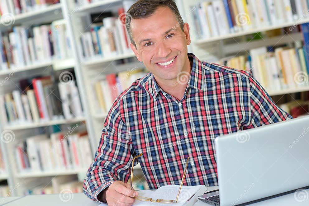 Portrait happy reader stock image. Image of satisfaction - 323414281