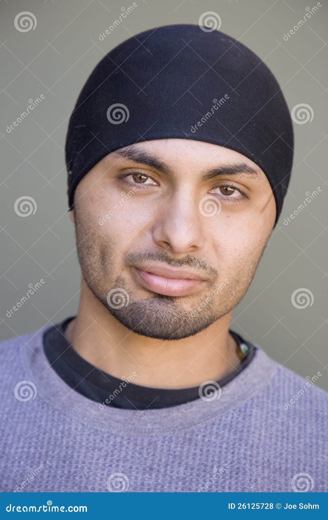 Portrait Of Hispanic Beauty In Traditional Costume Editorial Photo ...