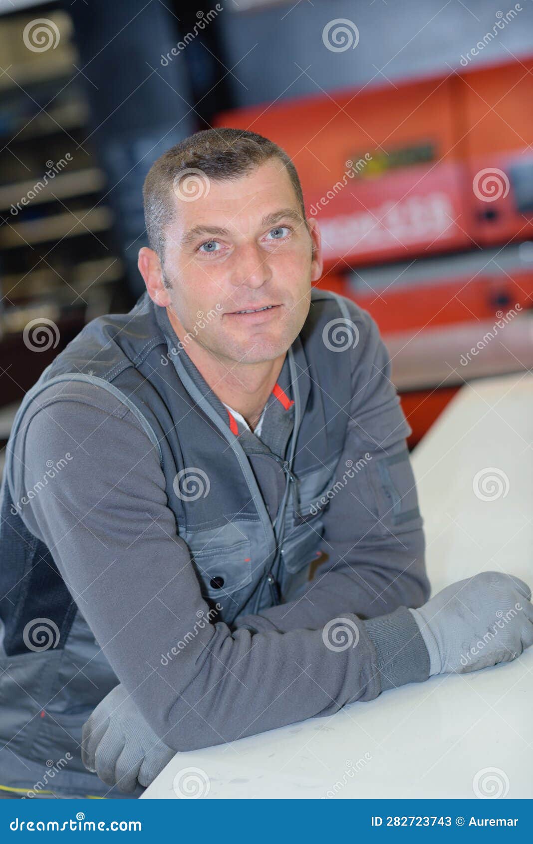 Portrait Industrial Employee Posing Stock Image - Image of rule, pause ...