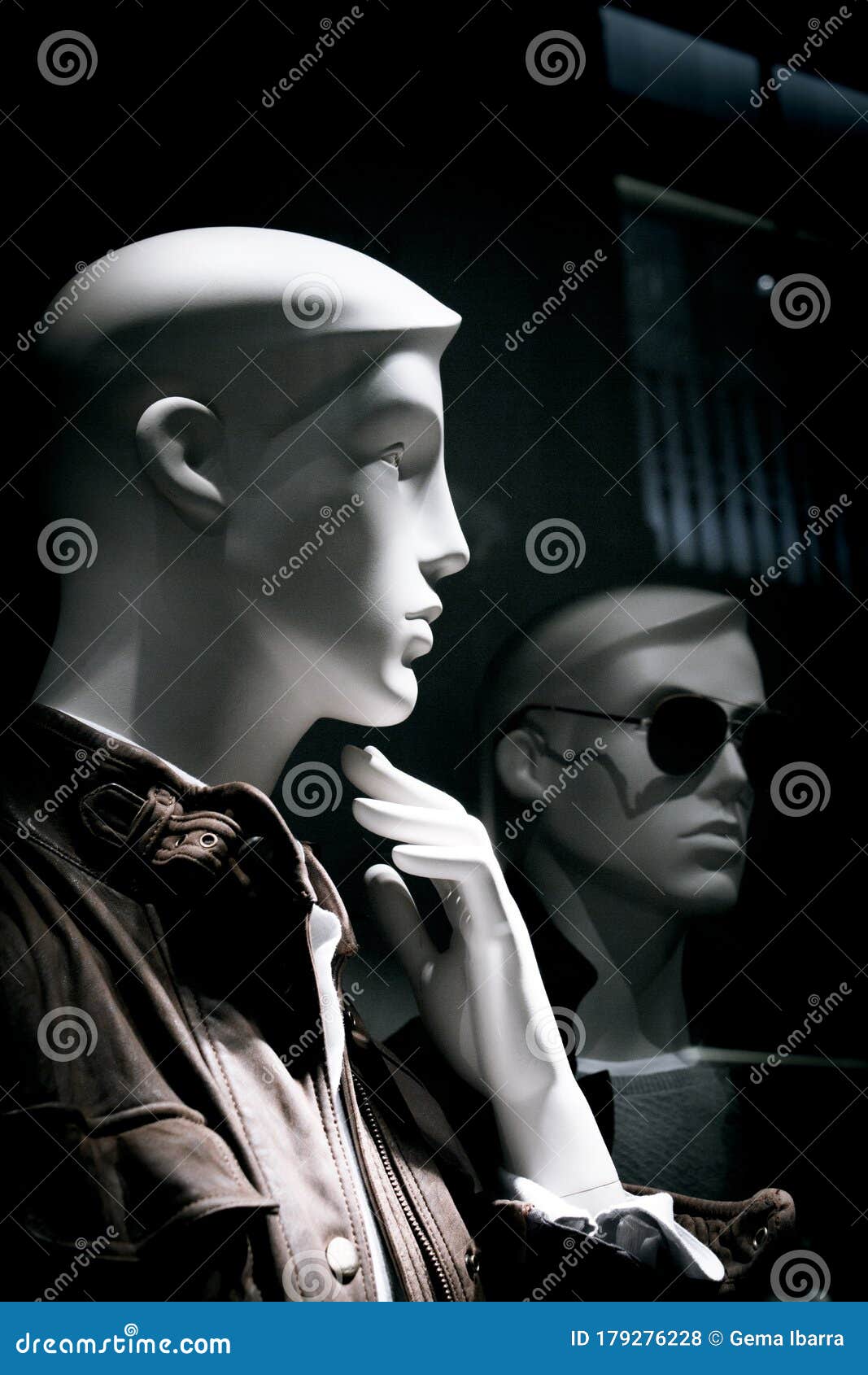 Portrait of Mannequin Man Thinking Stock Photo - Image of anatomy, mind ...