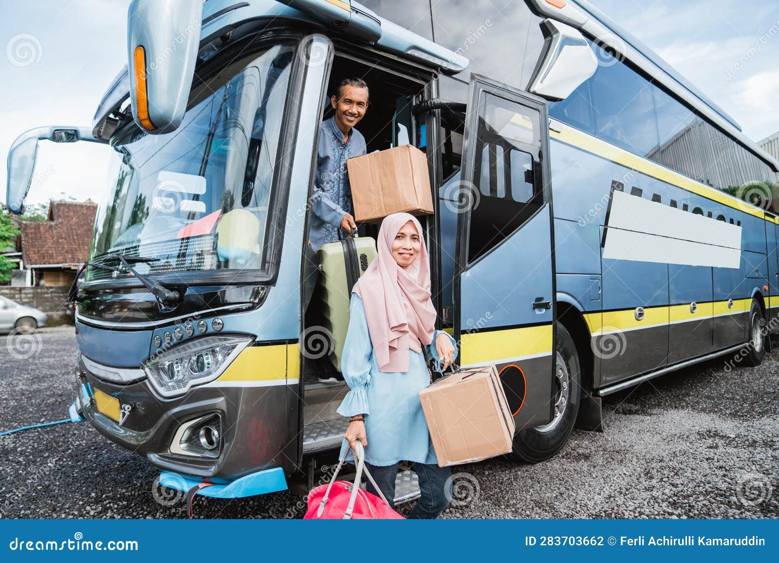 Mature Muslim Passengers Get Off the Bus Stock Photo - Image of travel ...