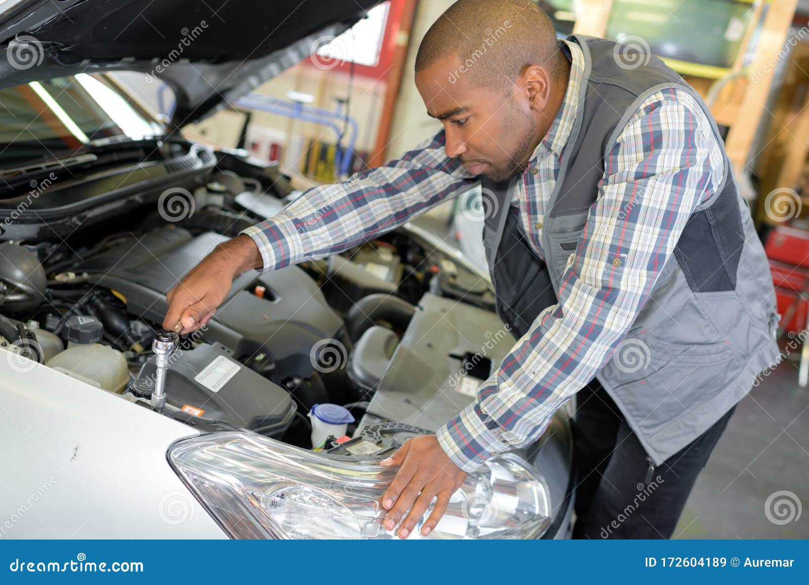 42,002 Vehicle Check Image Stock Photos - Free & Royalty-Free Stock ...