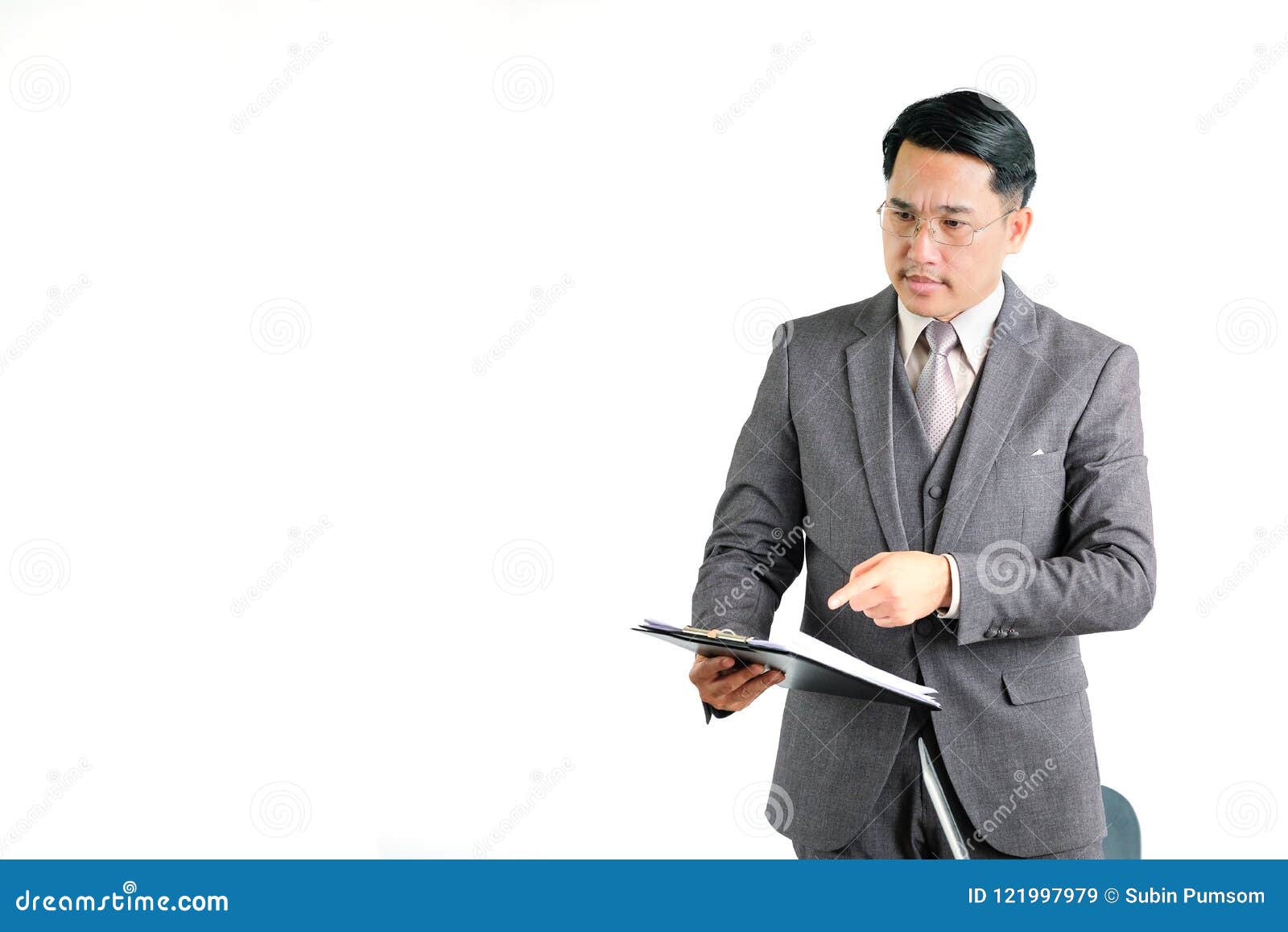 Portrait Multiracial Businesspeople Brainstorming in Meeting Stock ... Portrait Multiracial Businesspeople Brainstorming in Meeting Stock ...