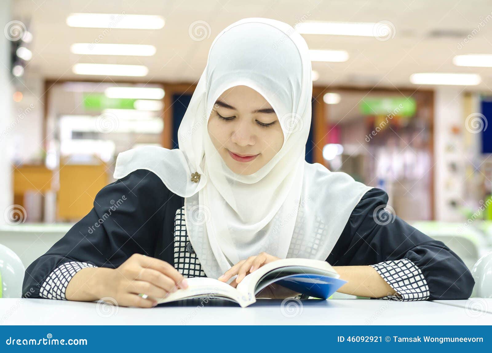 Portrait of Muslim in the Library Stock Image - Image of race, books ...