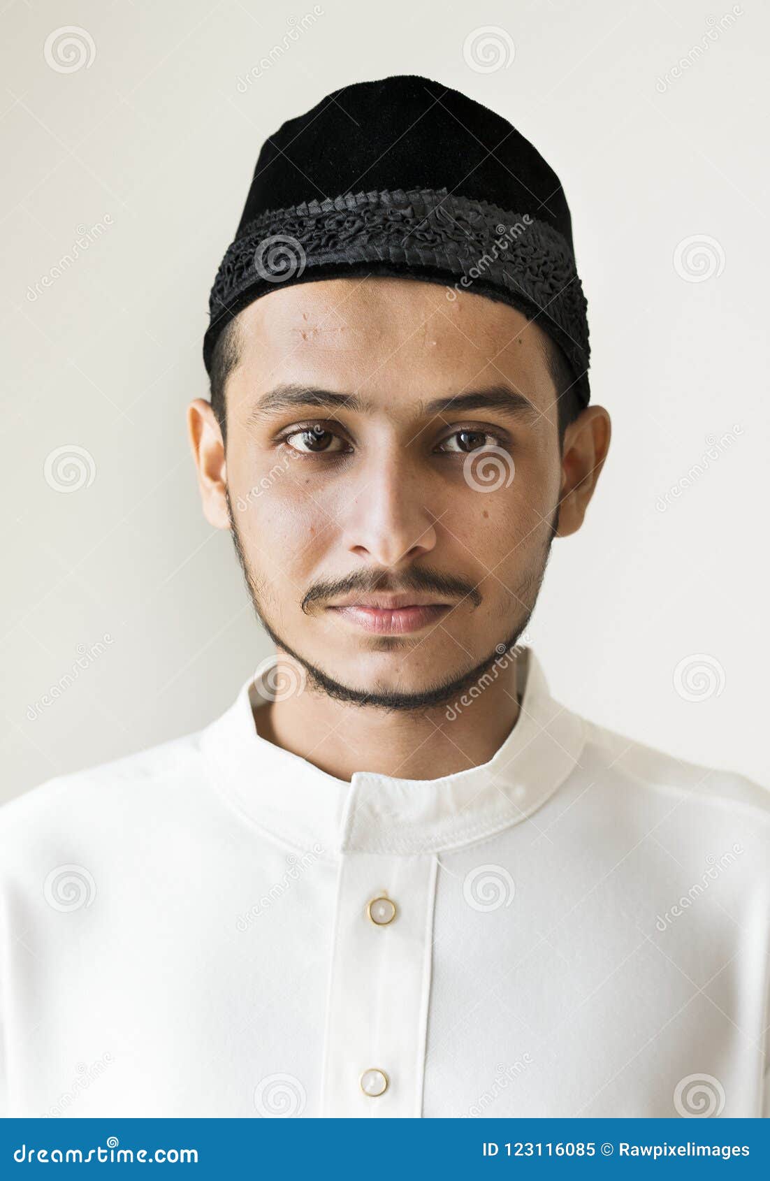 Portrait of a Muslim man stock image. Image of islamic - 123116085