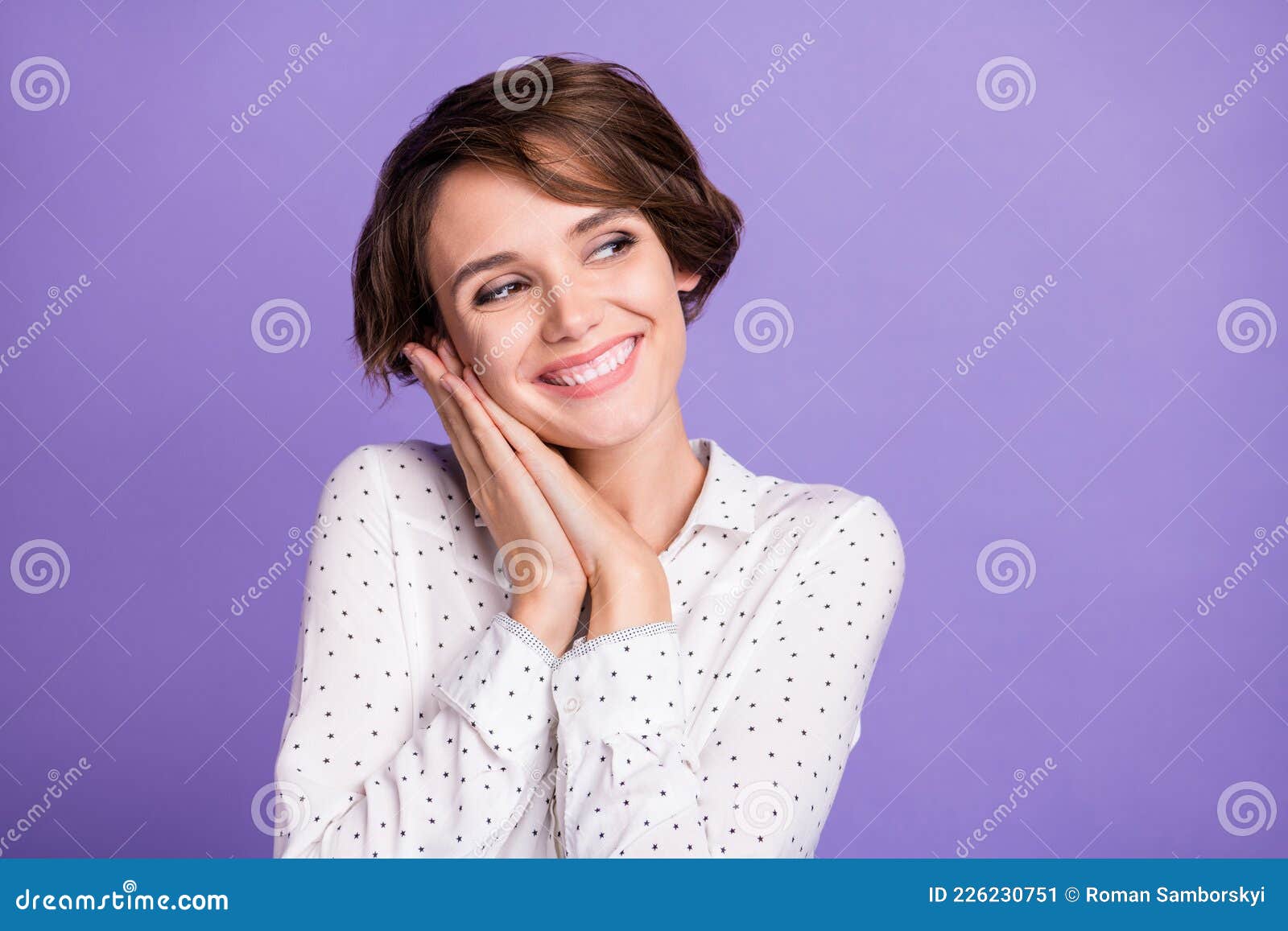 Portrait Of Nice Brunette Short Hairdo Optimistic Lady Hold Hands Look