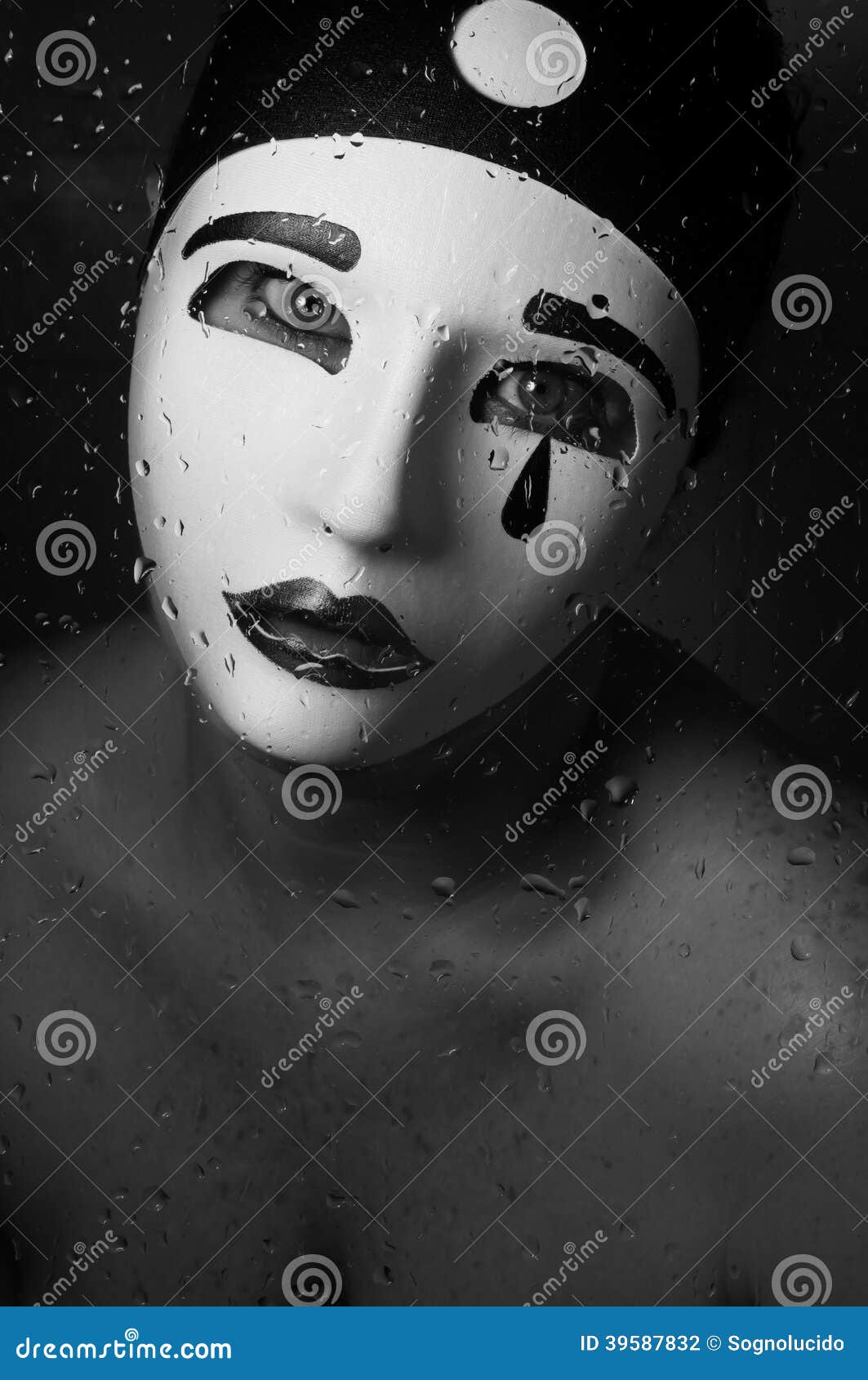 A Portrait with Pierrot Mask Stock Photo - Image of carnival, drops ...