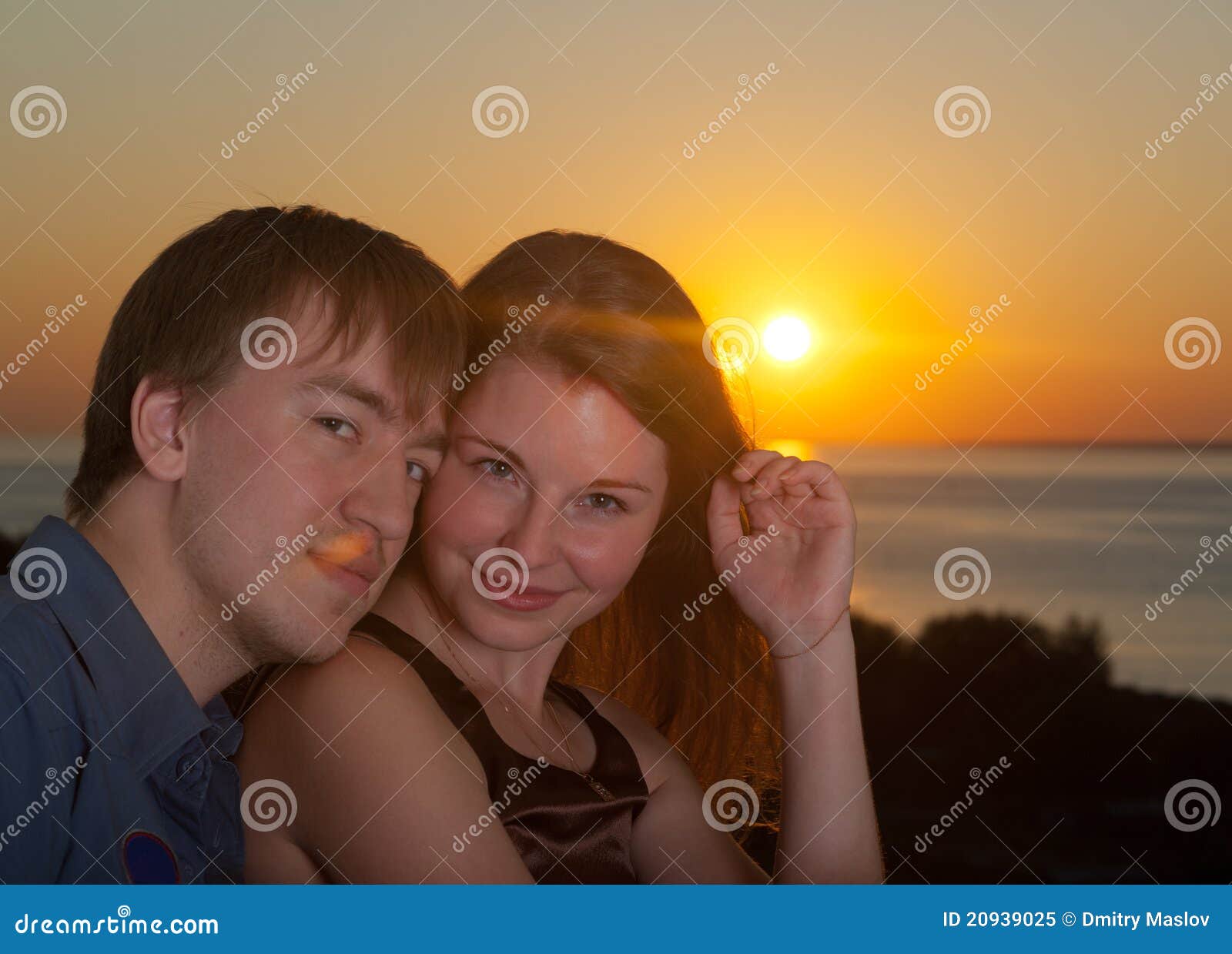 Portrait of Romantic Couple Stock Image - Image of love, view: 20939025