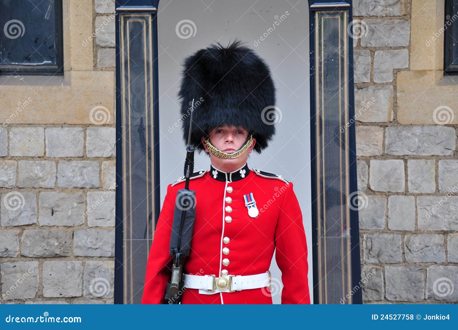 Portrait of royal guard editorial stock photo. Image of changing - 24527758