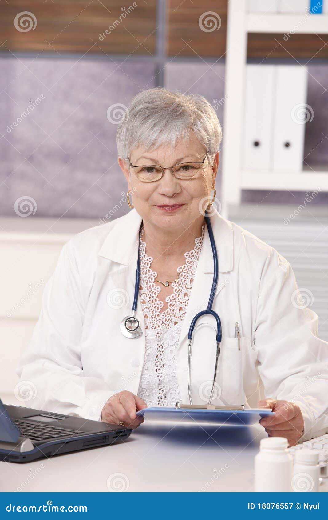 Portrait of senior doctor stock image. Image of contact - 18076557