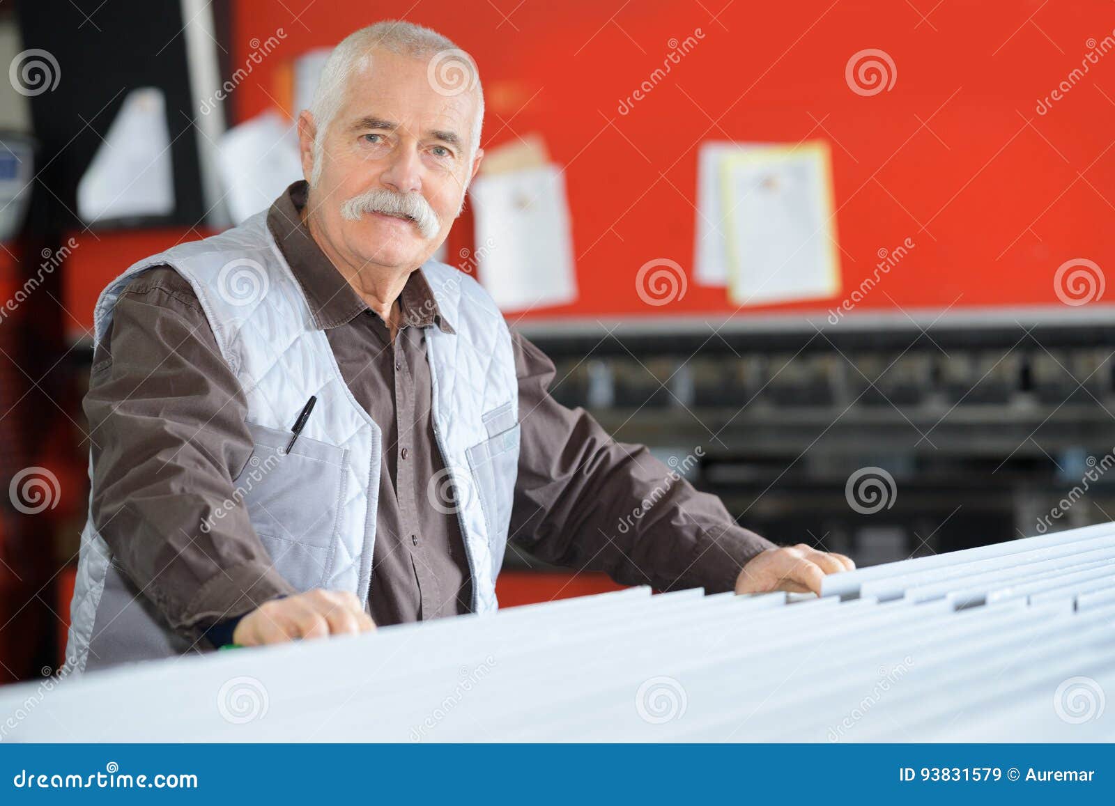 Portrait Senior Male Worker Stock Image - Image of success, work: 93831579